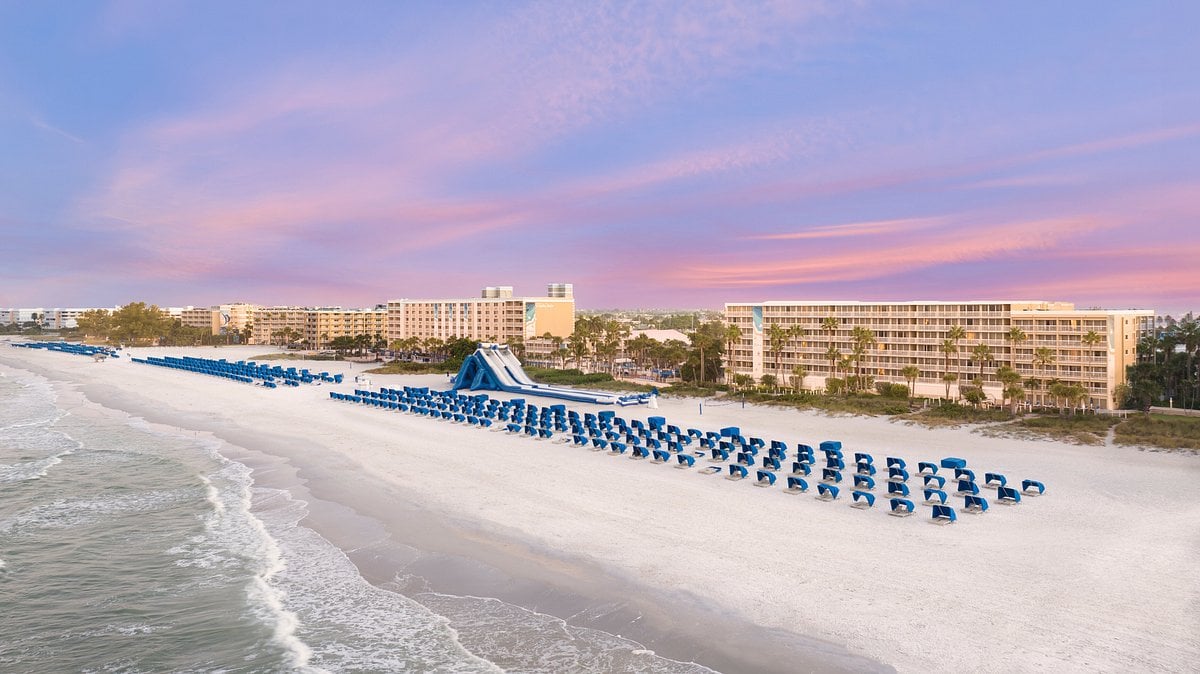 Top 10 Best Beach Resorts with Water Parks in Florida - Sun, Sand, and ...