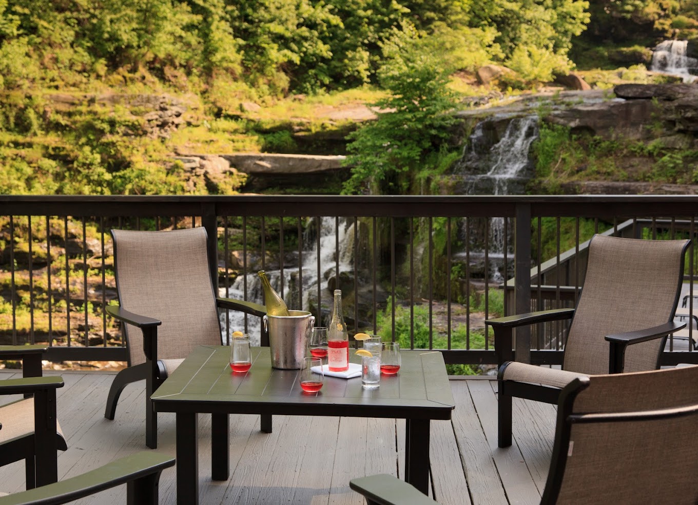The Best Resorts in the Poconos for Every Type of Traveler - Passport